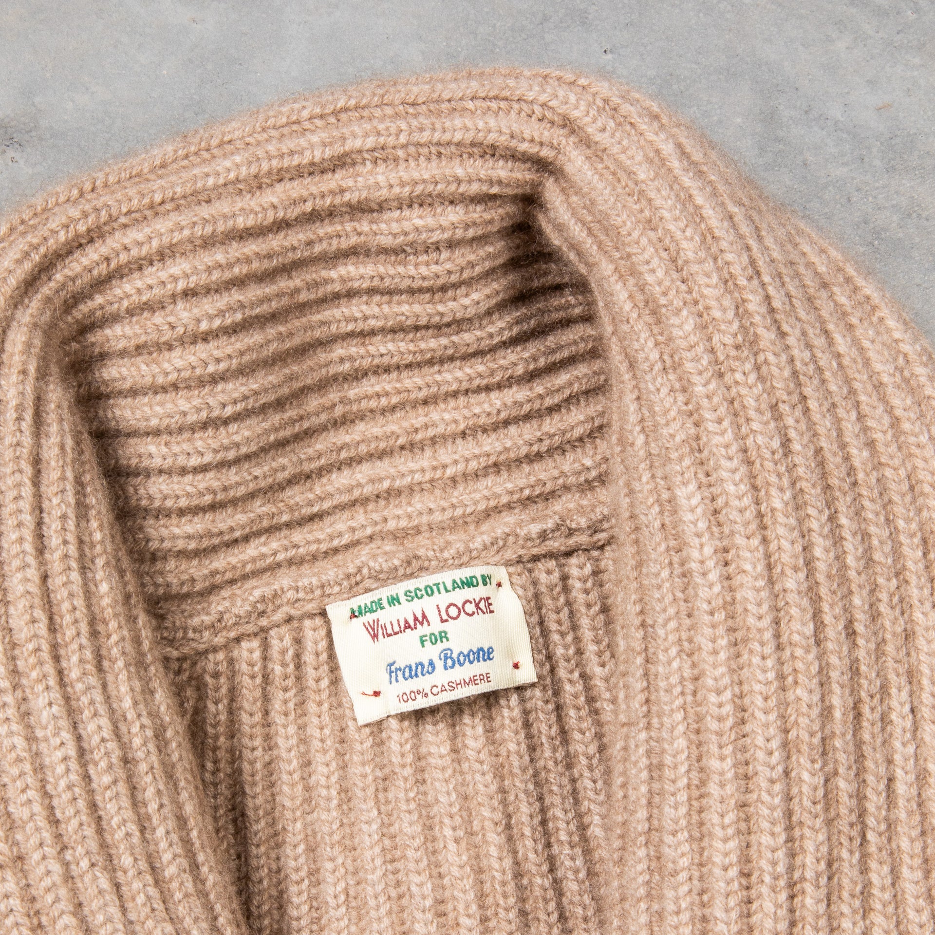 William Lockie Windsor Cashmere Shawl Cardigan Dark Natural – Frans ...