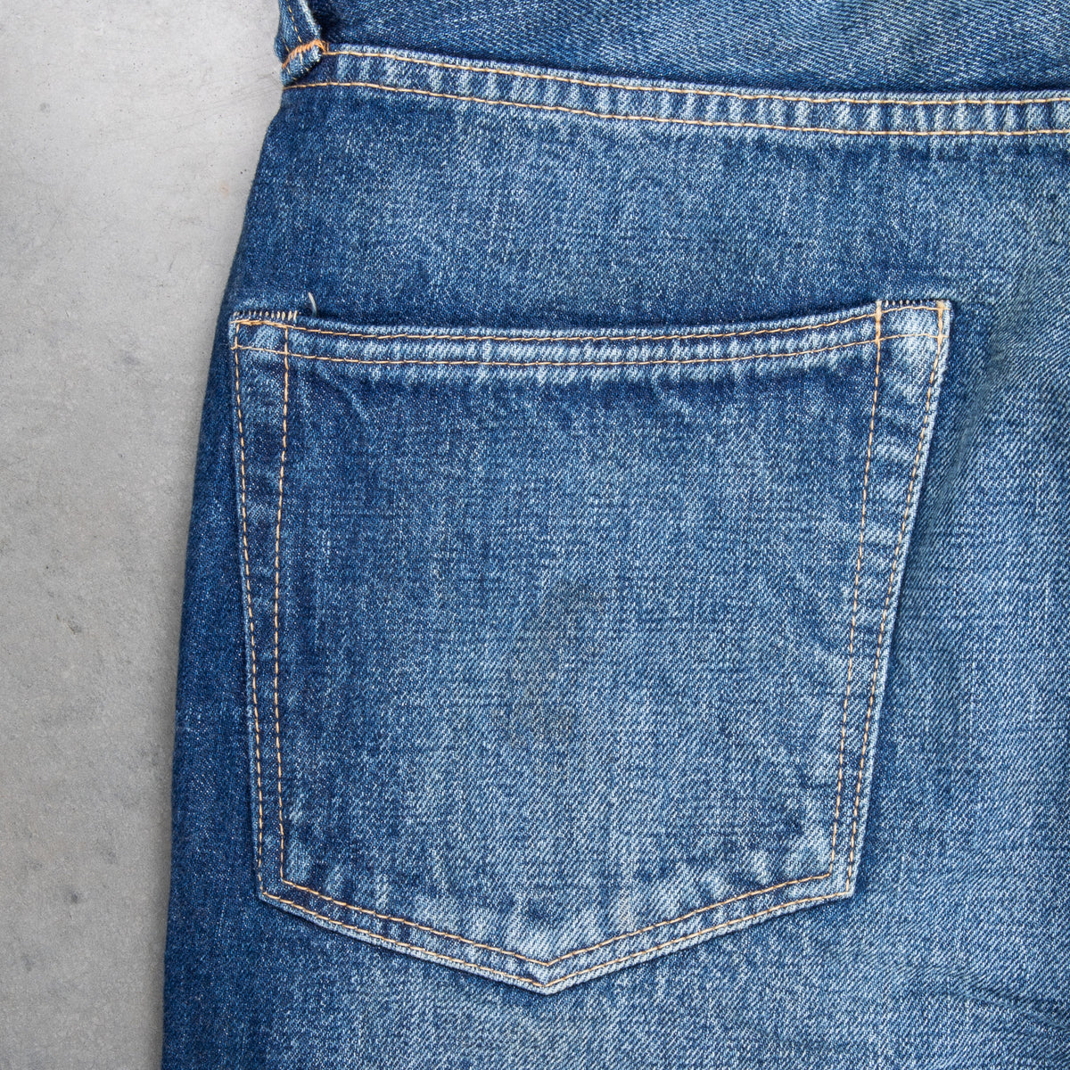 Fullcount 0105 Loose Straight 13.7 Oz More Than Real – Frans Boone Store