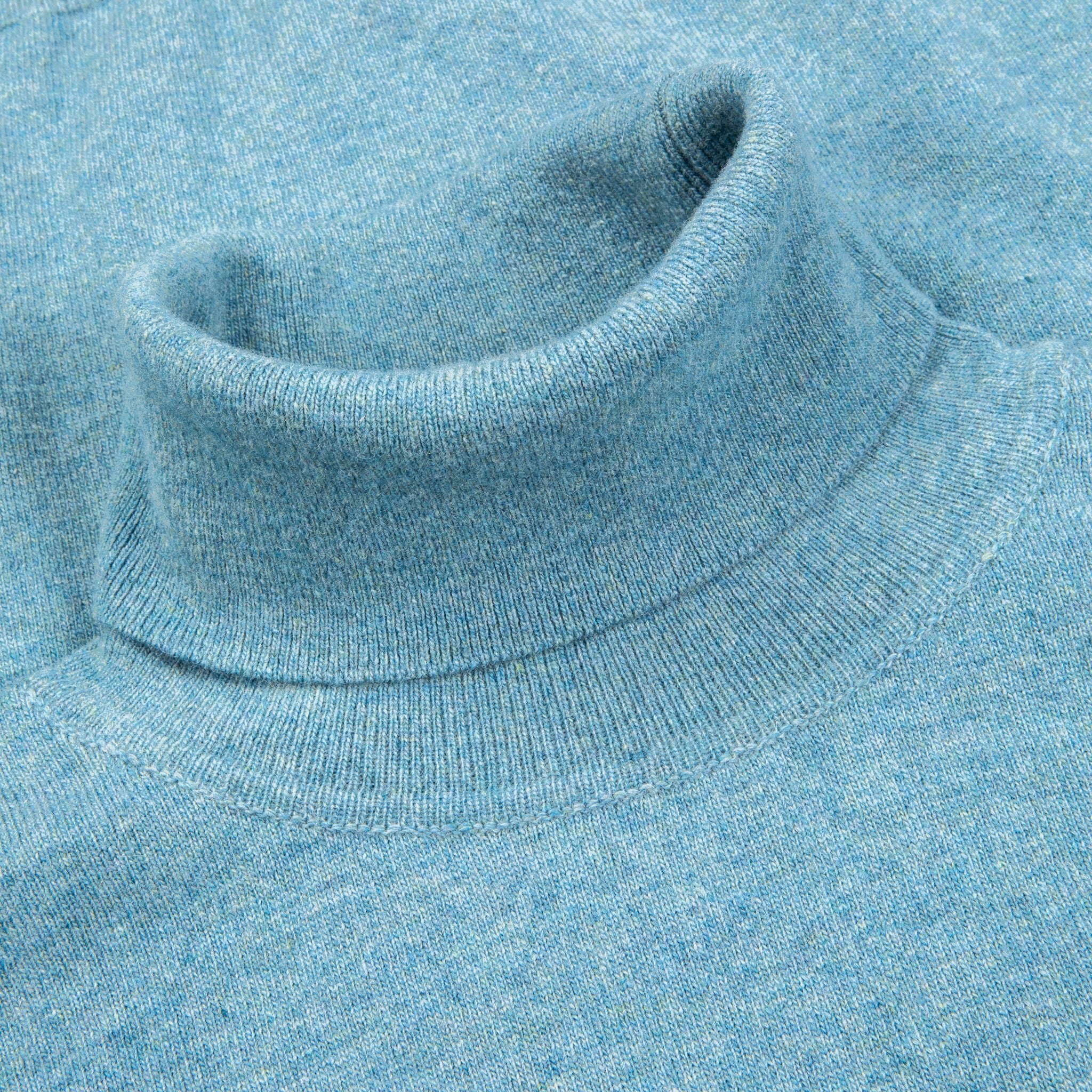 William Lockie x Frans Boone Super Geelong Roll Neck Blue Lovat – Frans ...