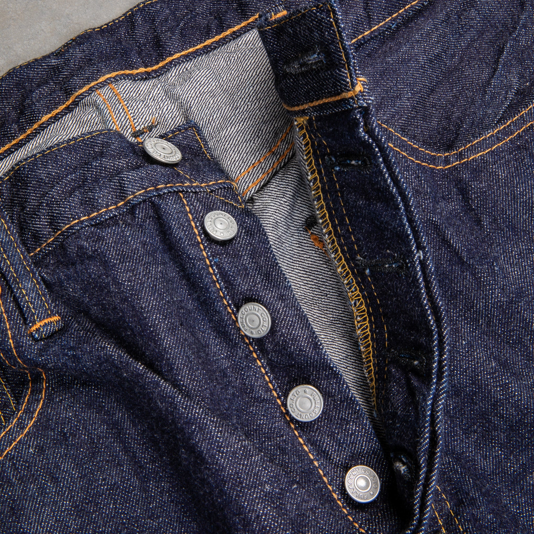 FullCount – Frans Boone Store