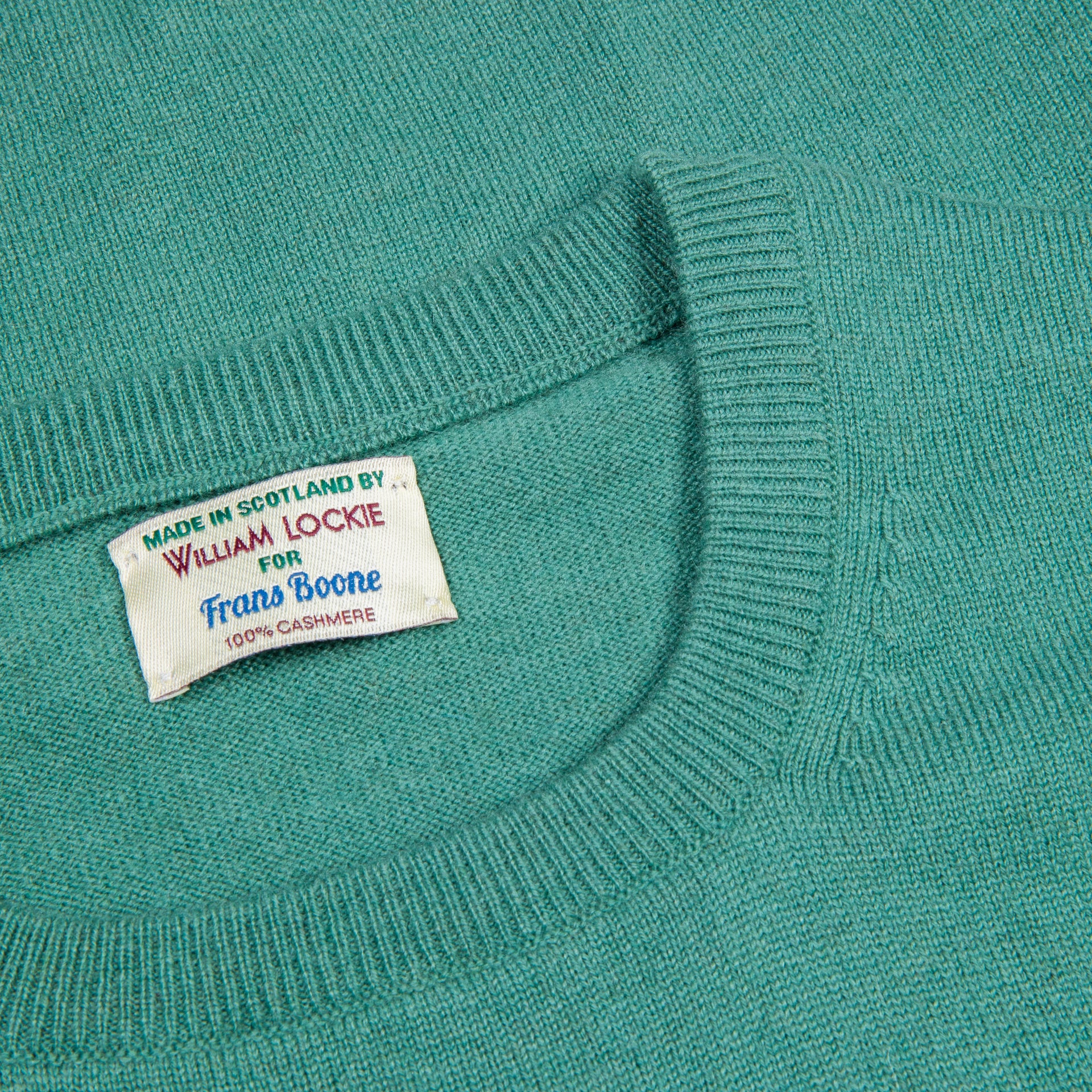 William Lockie Oxton cashmere Crew neck Beryl – Frans Boone Store