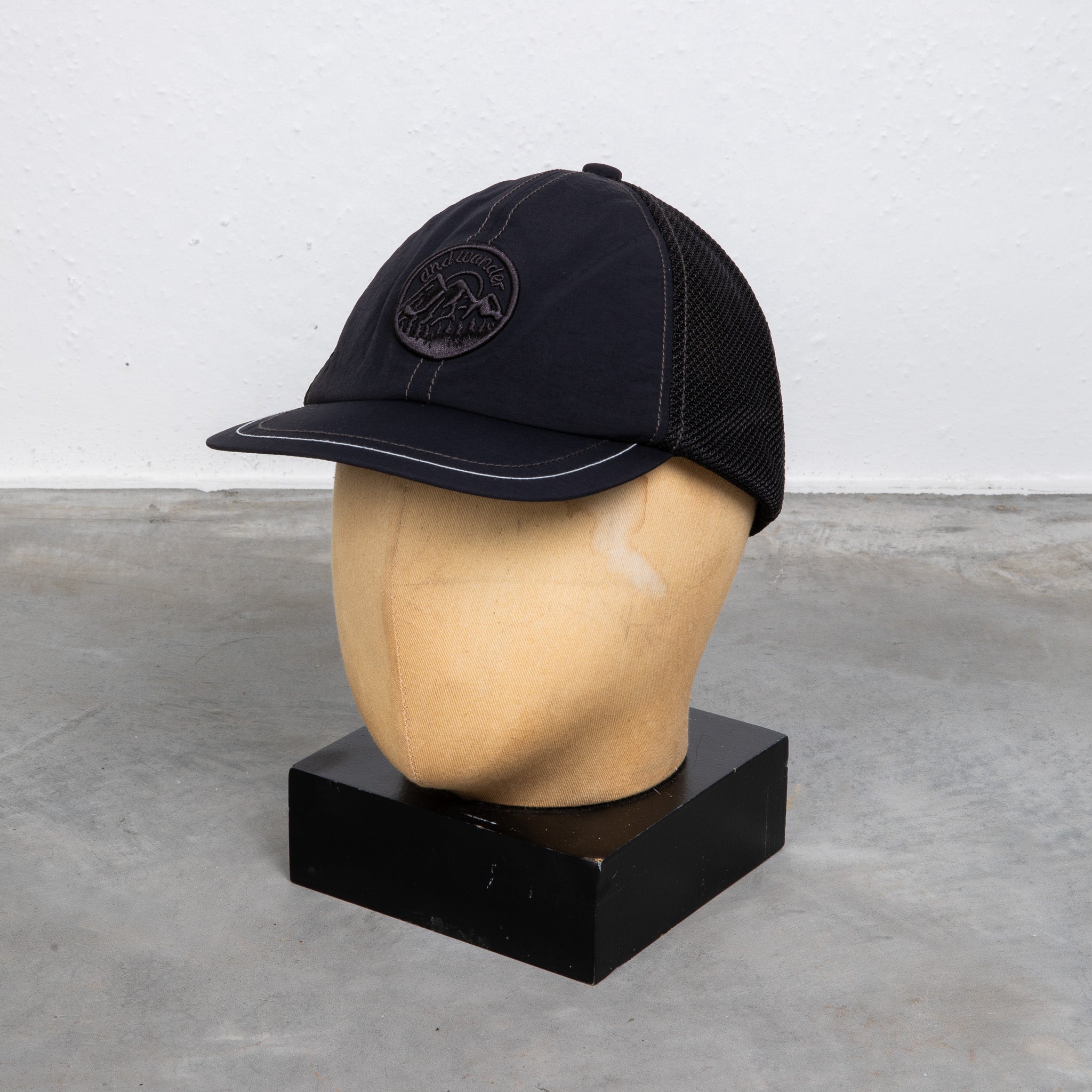 And Wander Back Mesh Cap Black – Frans Boone Store