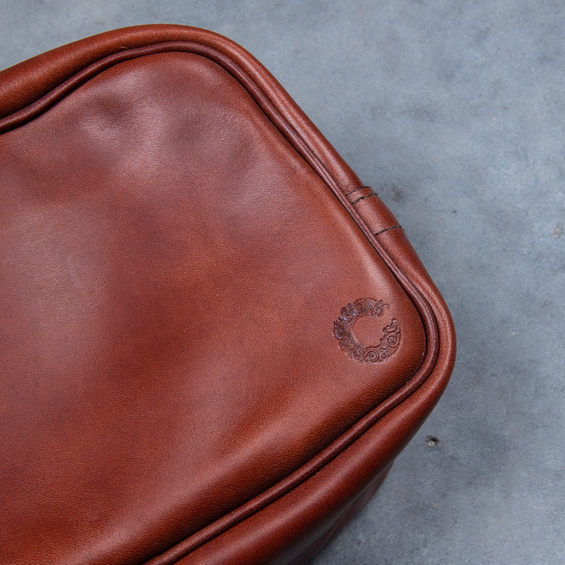 Croots Vintage Leather Wash Bag Port – Frans Boone Store